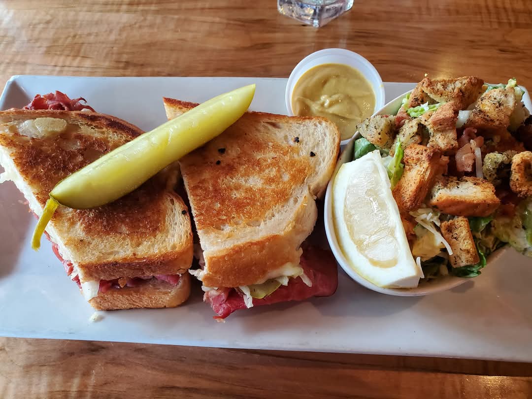 Best Places to Eat in Kincardine: For Ontario Road Trippers ...